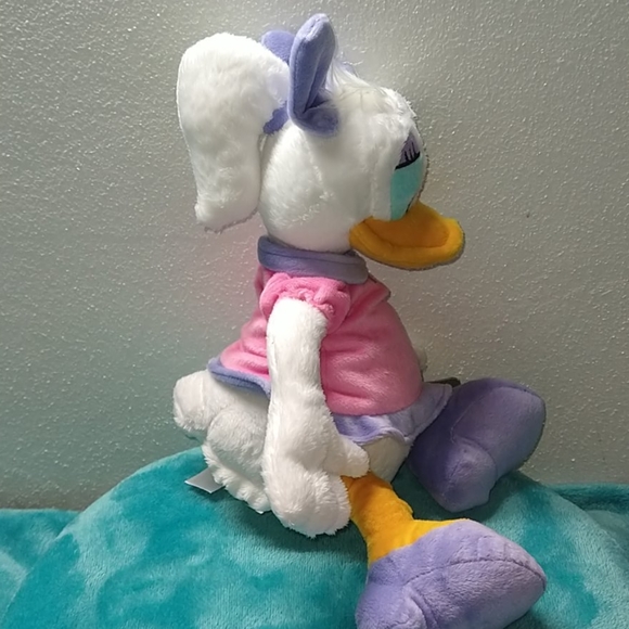 Disney | Toys | Disney Daisy Plush Small 3 | Poshmark